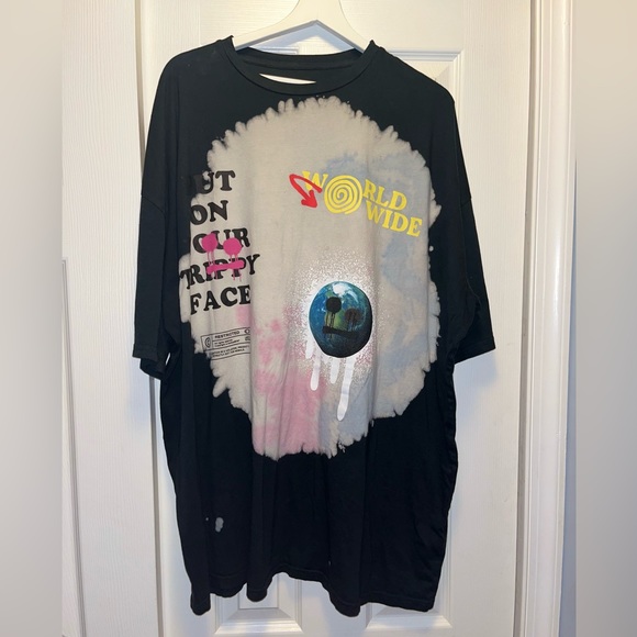 Boohoo | Shirts | Boo Hoo Man Black Tshirt With Trippy Design | Poshmark